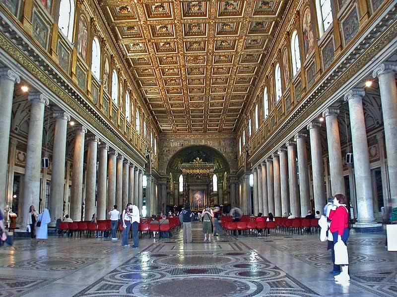 Dalla basilica romana alla basilica cristiana - Studia Rapido