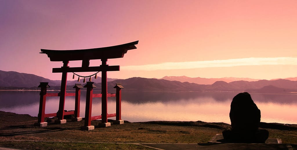 Shintoismo: origini e caratteristiche principali - Riassunti - Studia ...